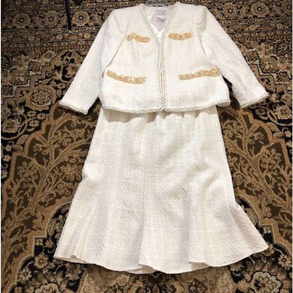 Lisa Rene | Skirts | Lisa Rene 3 Piece Skirt Set Ivory | Poshmark